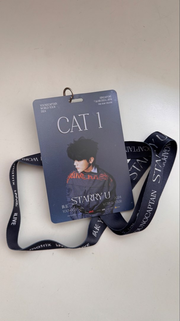 队长 YOUNGCAPTAIN WORLD TOUR 2024 CAT 1 Pass & Lightstick, Hobbies & Toys ...