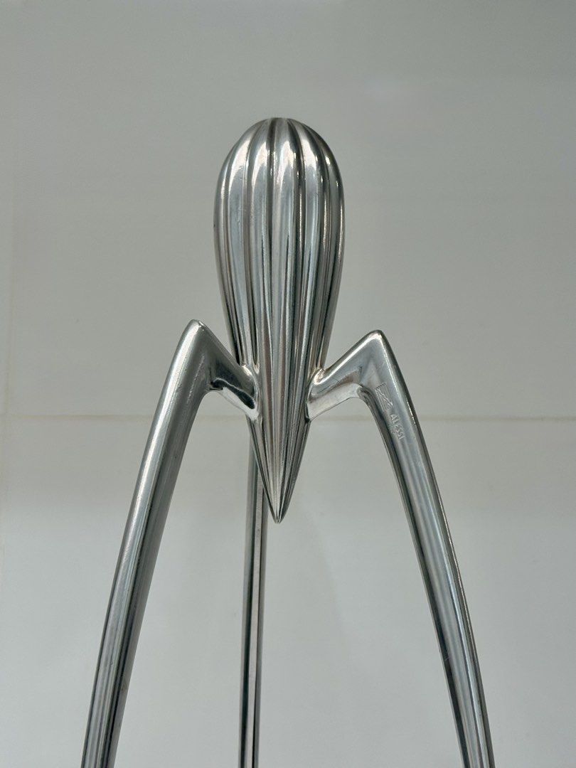 Alessi Juicy Salif Citrus Juicer by Philippe Starck, 家庭電器, 廚房電器, 榨汁機及 ...