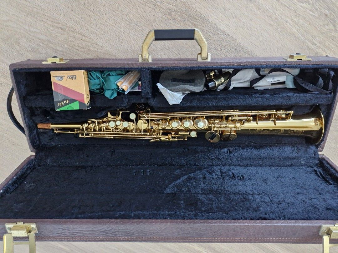 Amati Soprano Saxophone with Case and Accessories, Hobbies & Toys ...