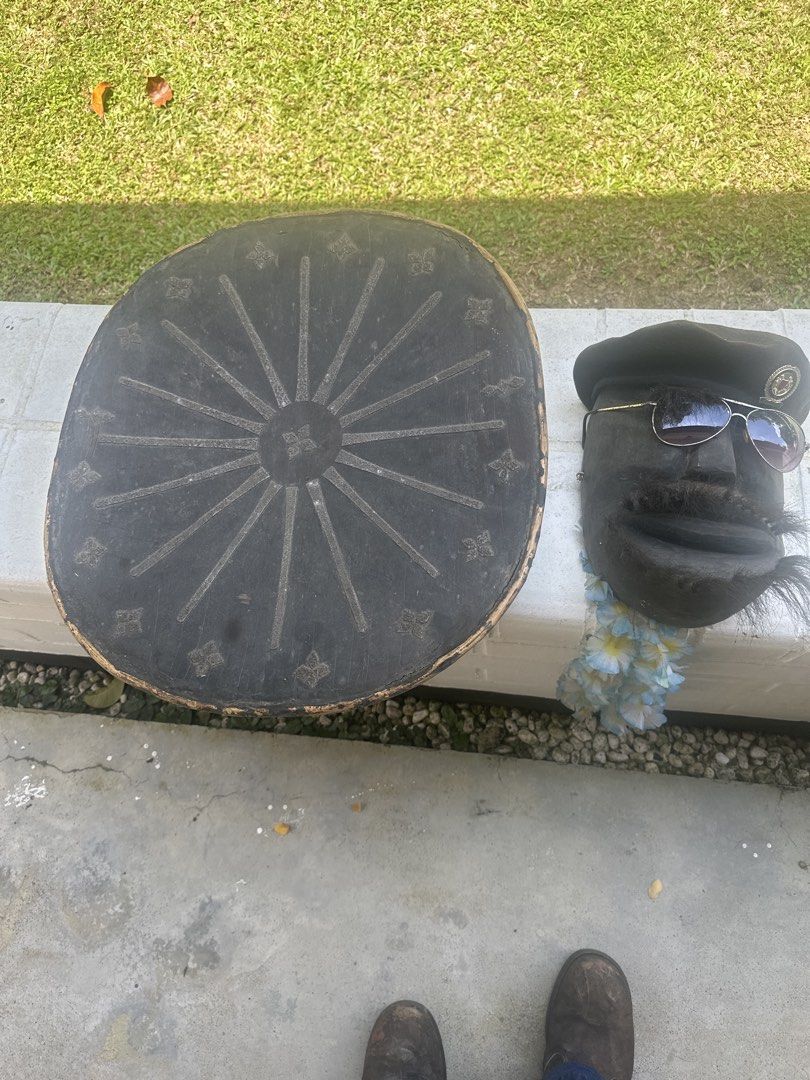 Antique Shield (Indonesia?), Hobbies & Toys, Memorabilia & Collectibles ...