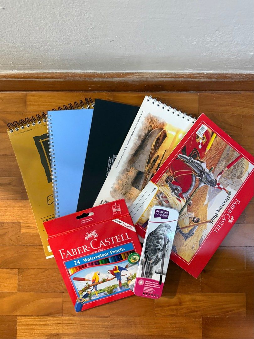 Artist Essential Items Bundle, Hobbies & Toys, Art & Prints on Carousell