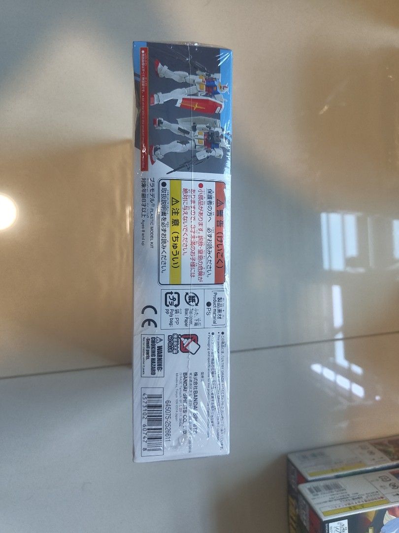 Bandai Entry Grade RX-78-2 Gundam Model Kit, Hobbies & Toys, Toys ...