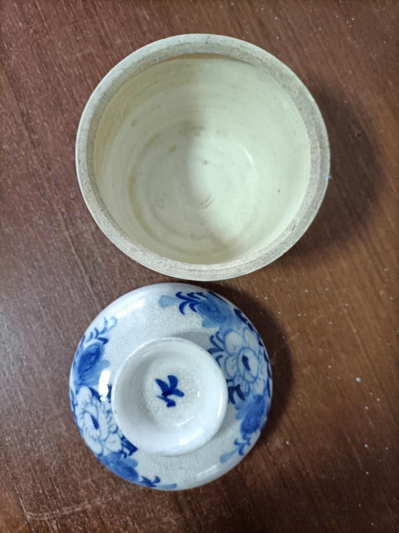 Blue and White Floral Ceramic Jar Original Condition, Hobbies & Toys ...