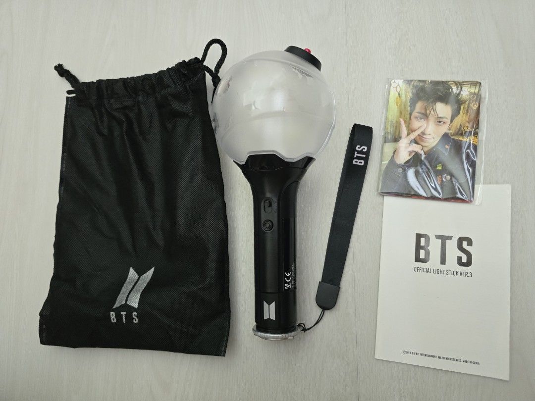 BTS Official Light Stick Ver.3 with Pouch and Photocard, Hobbies & Toys ...