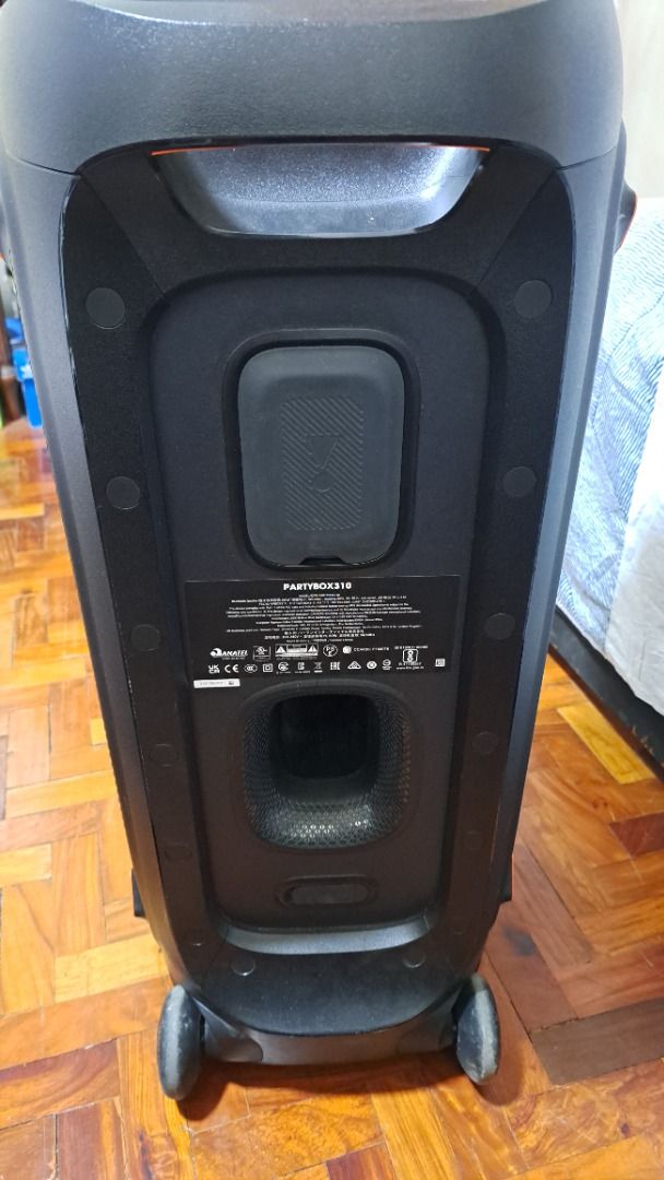 JBL Partybox 310, Audio, Soundbars, Speakers & Amplifiers on Carousell