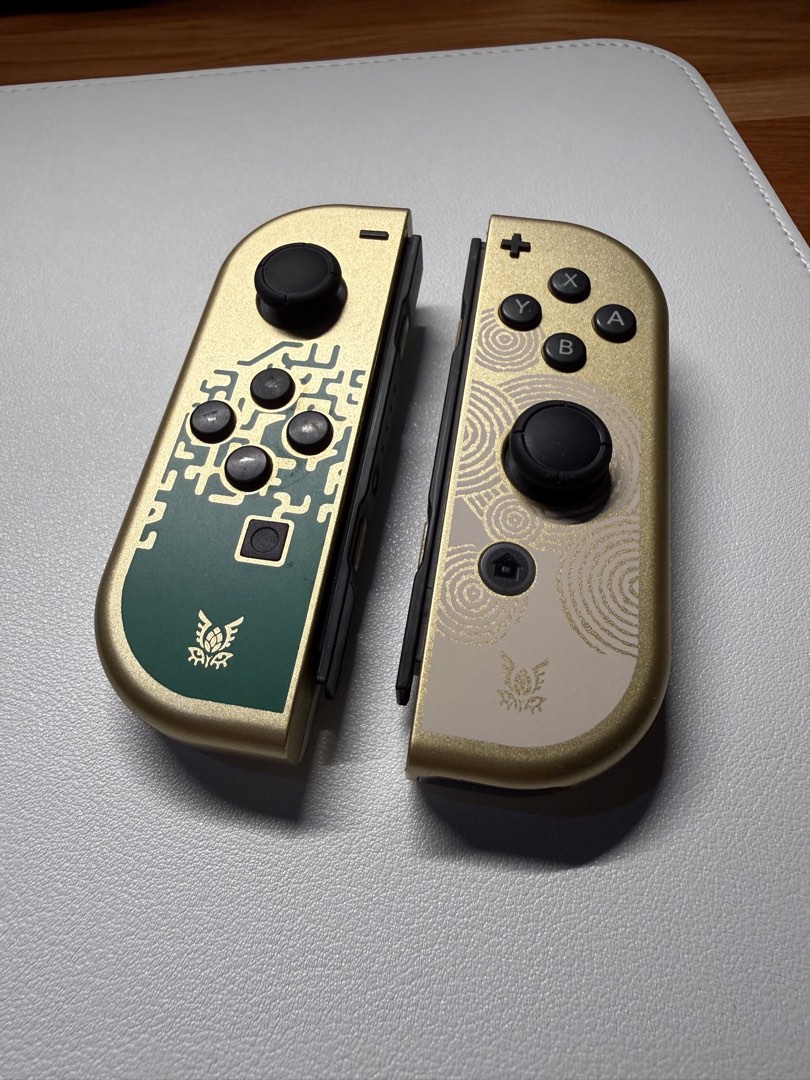 Nintendo Switch Joy-Con Zelda TOTK Edition (The Legend of Zelda: Tears ...