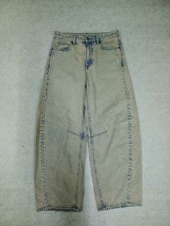 GU Barrel Leg Baggy Jeans SAIZ 28, Men's Fashion, Bottoms, Jeans on ...