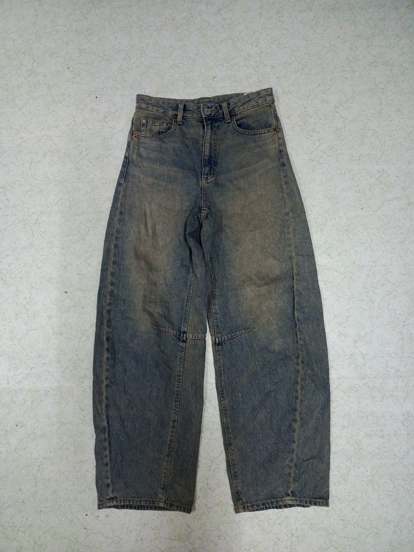 GU Barrel Leg Baggy Jeans SAIZ 28, Men's Fashion, Bottoms, Jeans on ...