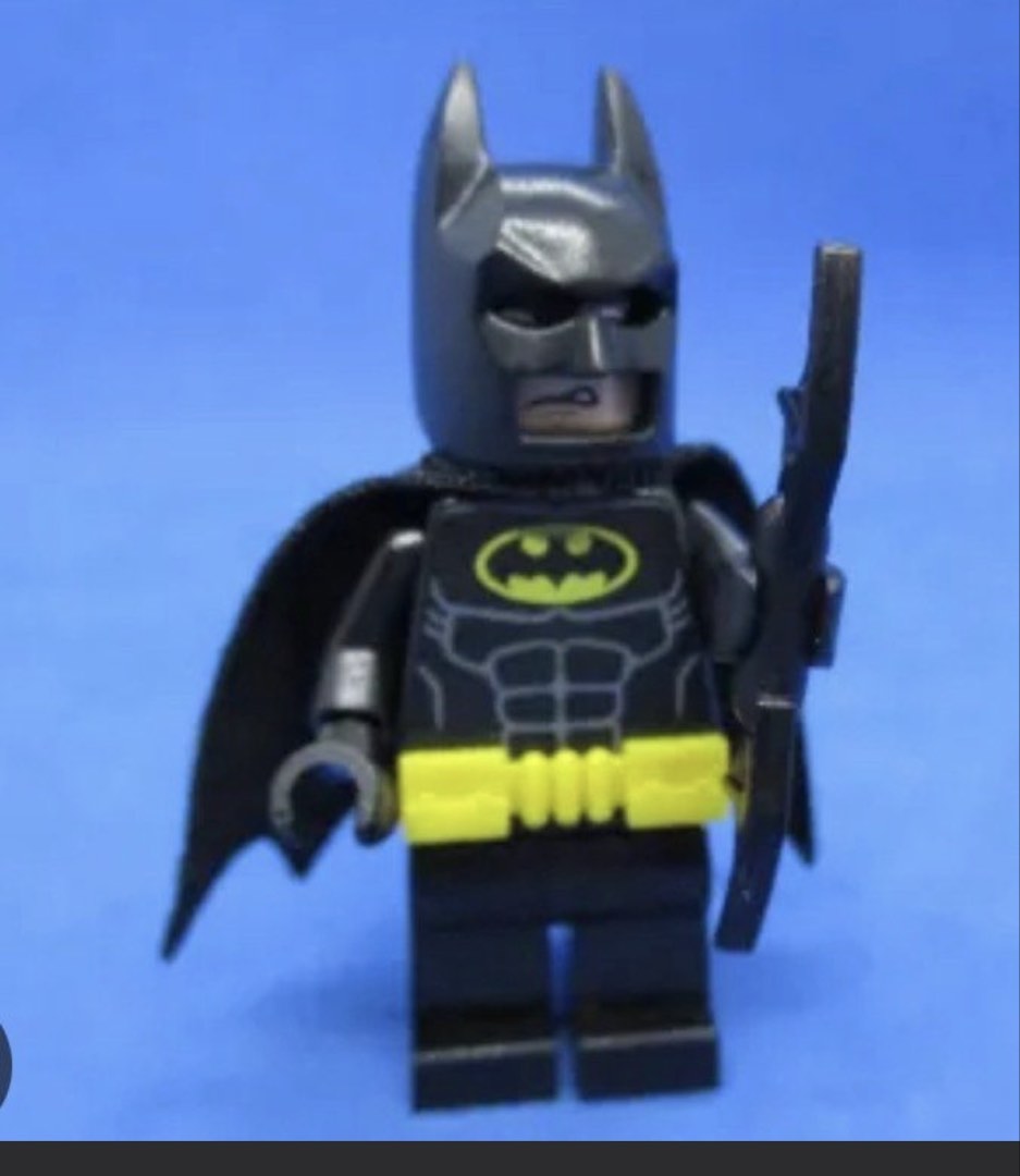 Lego Batman with Yellow Belt and Batarang, Hobbies & Toys, Toys & Games ...