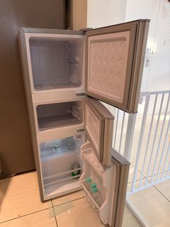 White Retro Mini Fridge Freezer, TV & Home Appliances, Kitchen ...