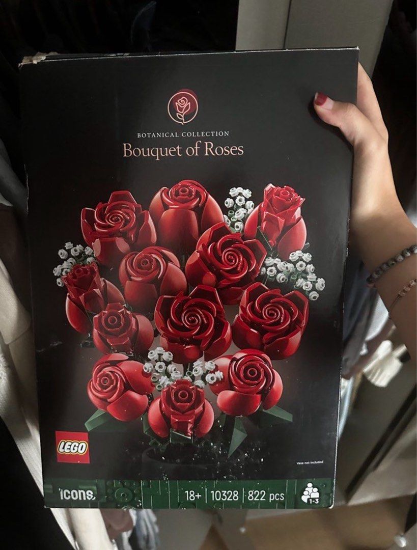 authentic half built LEGO Botanical Collection Bouquet of Roses 10328 ...