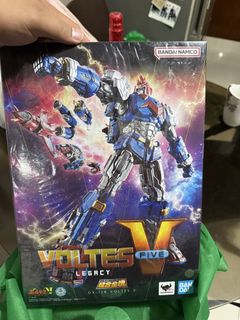 Voltes V Legacy Voltes V Mech AMK Series 20cm Model Kit, Hobbies & Toys ...