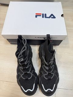 全新Fila波鞋，39碼, 女裝, 鞋, 波鞋 - Carousell