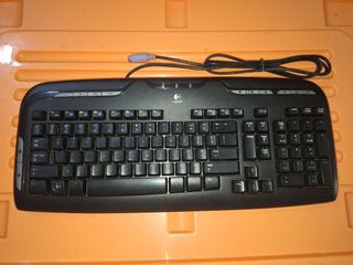 Logitech Pebble 2 Combo, Elektronik, Bagian Komputer & Aksesoris di ...