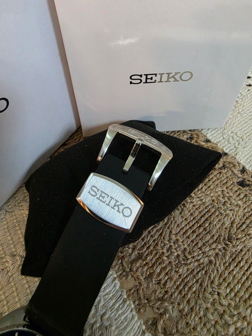 Seiko Prospex Turtle SRP779 Pepsi Diver, Men's Fashion, Watches ...