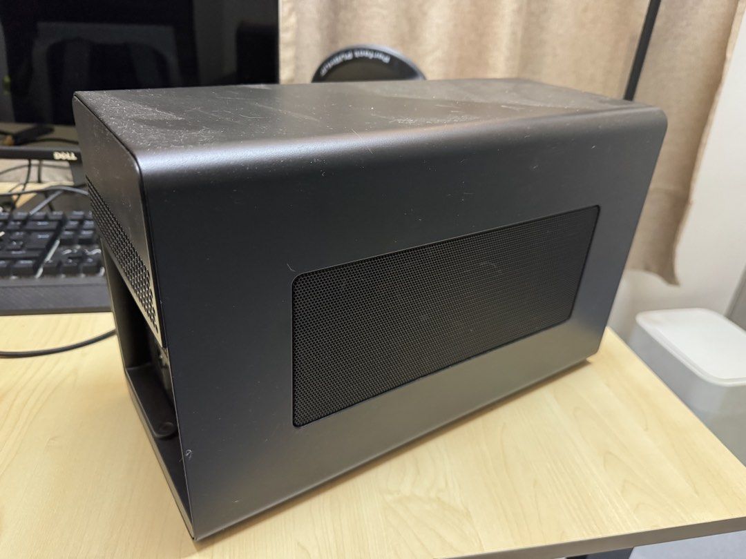 Razer Core X eGPU Enclosure (Non-Chroma) - Excellent Condition ...