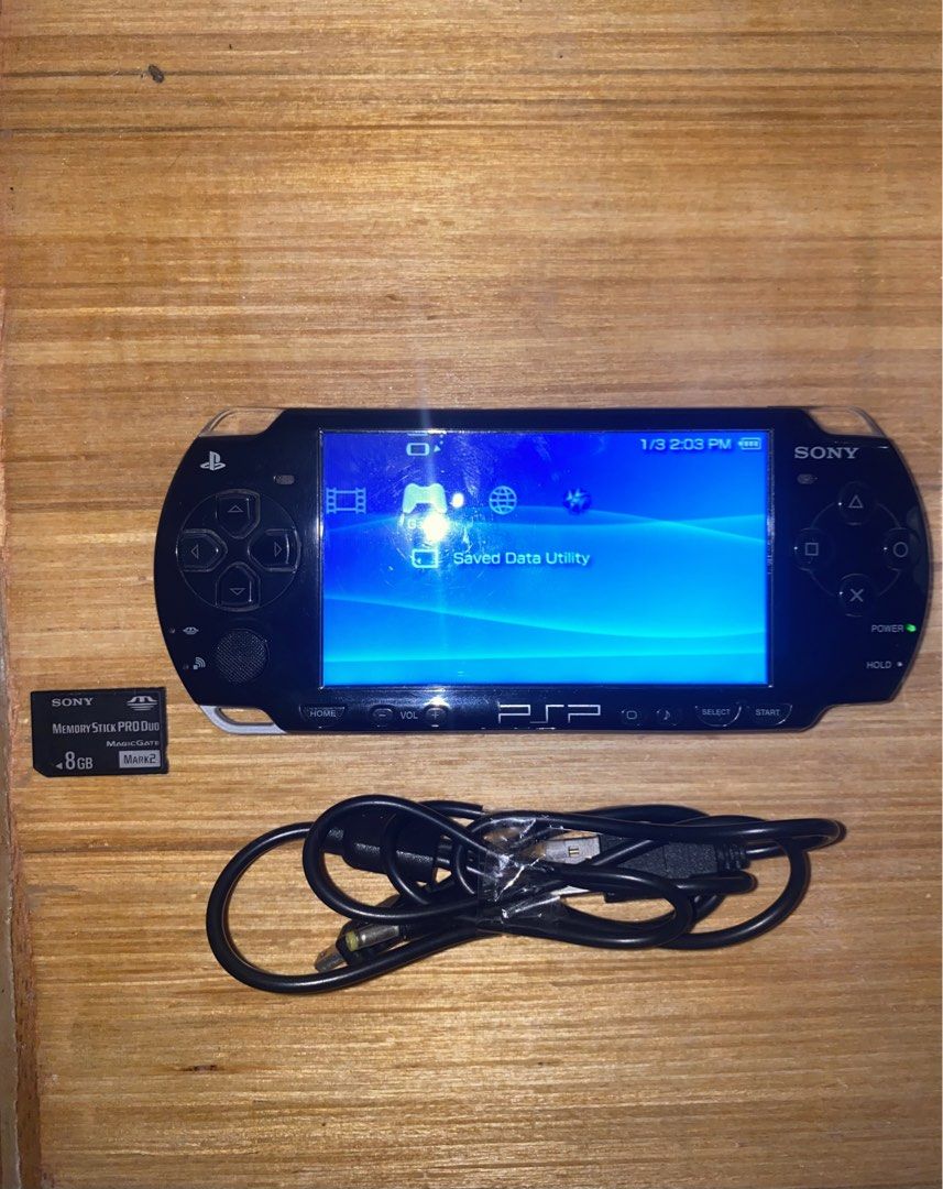 Sony PSP 2000 Black with 8GB Memory Card and Charger, Video Gaming ...