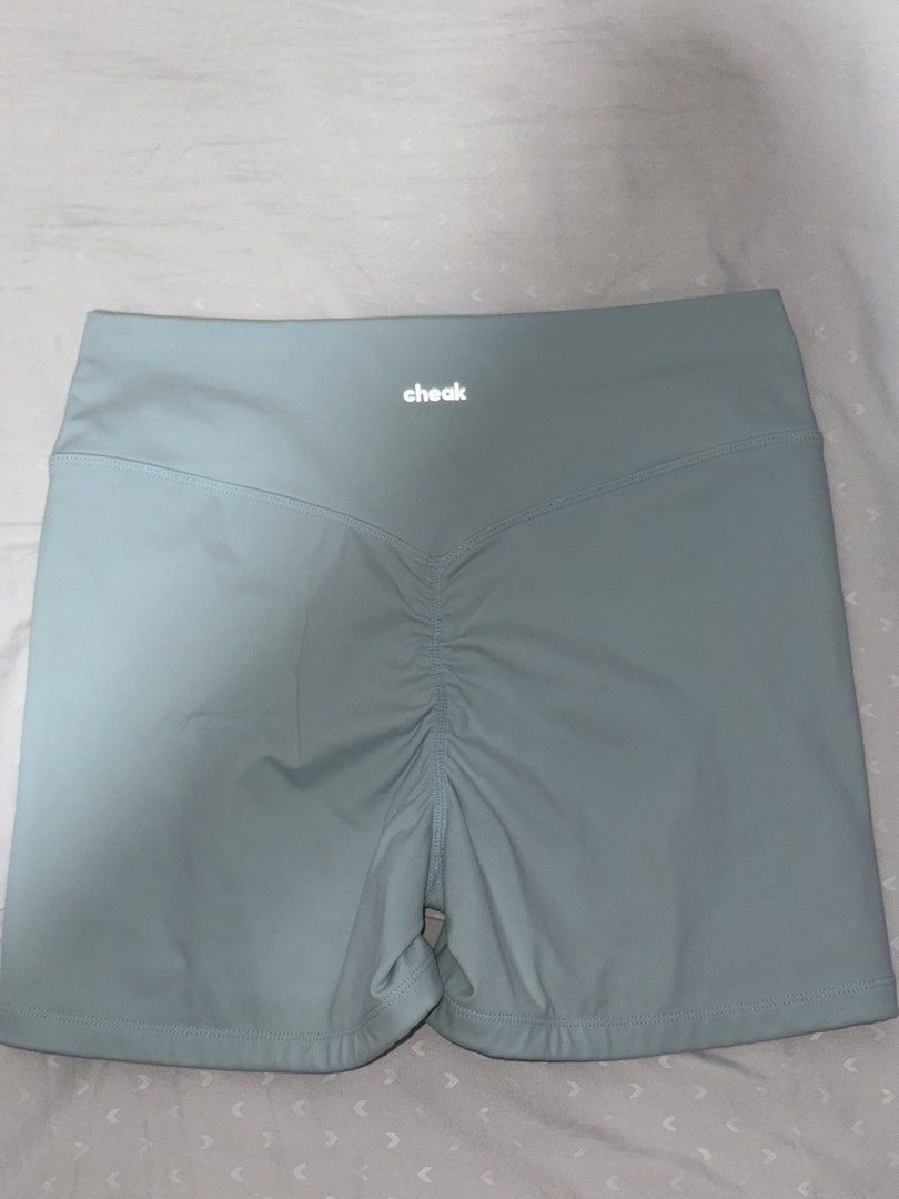 cheak define invisible scrunch short , Women's Fashion, Activewear on ...