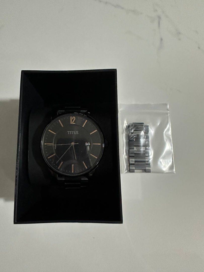 Solvil et Titus Watch - Black, Women's Fashion, Watches & Accessories ...
