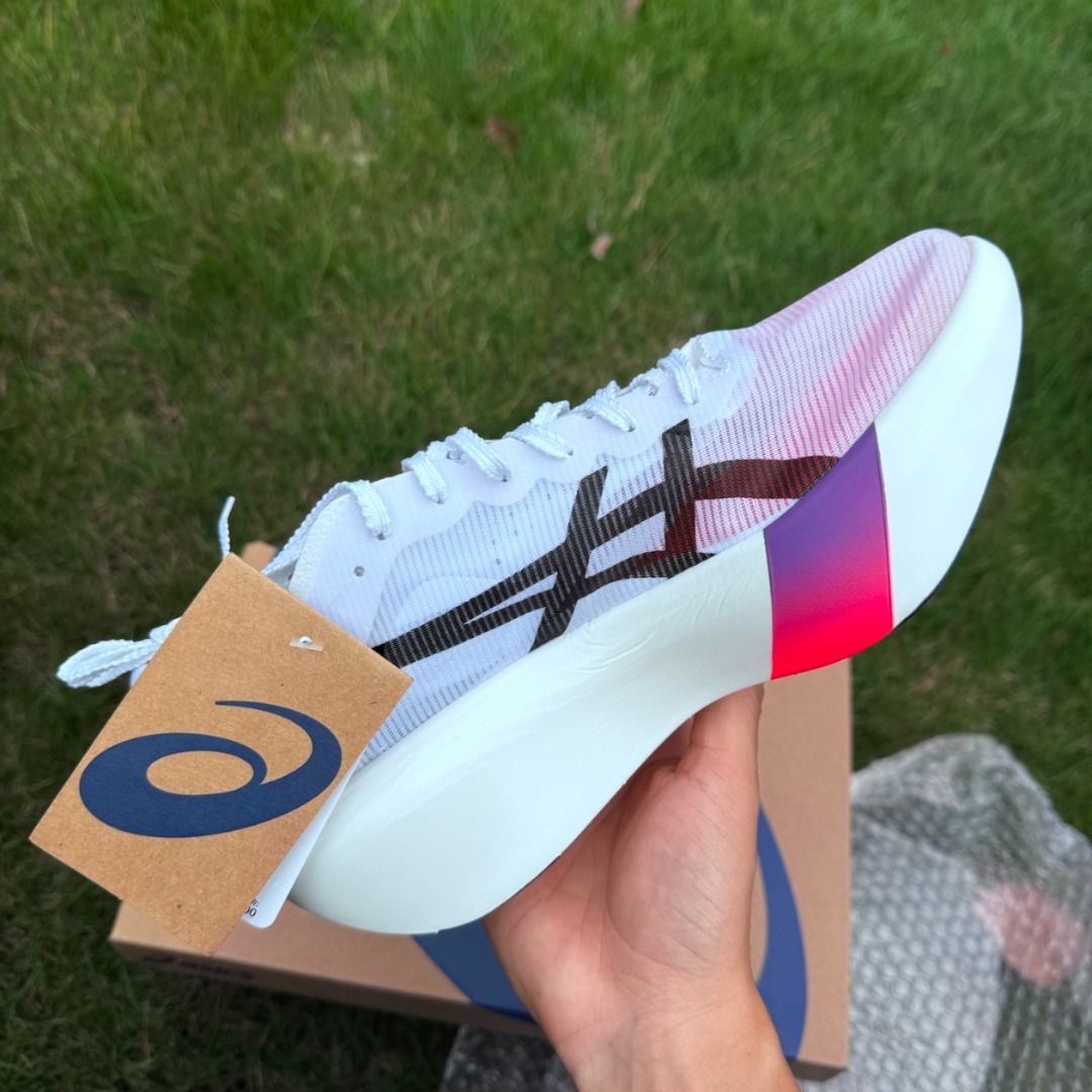 ASICS Tokyo METASPEED RAY, Women's Fashion, Footwear, Sneakers on Carousell