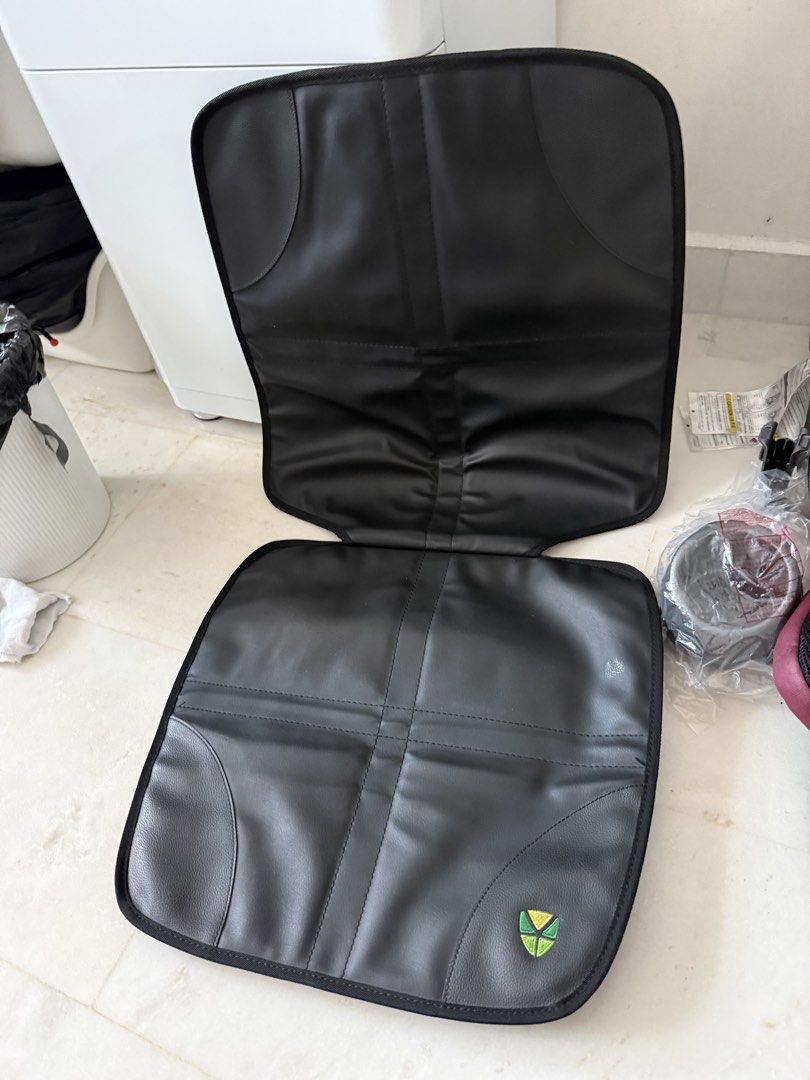 Combi Booster Car Seat with Accessories, Babies & Kids, Going Out, Car ...