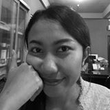 Barang Dessy Wulandari dijual di Carousell