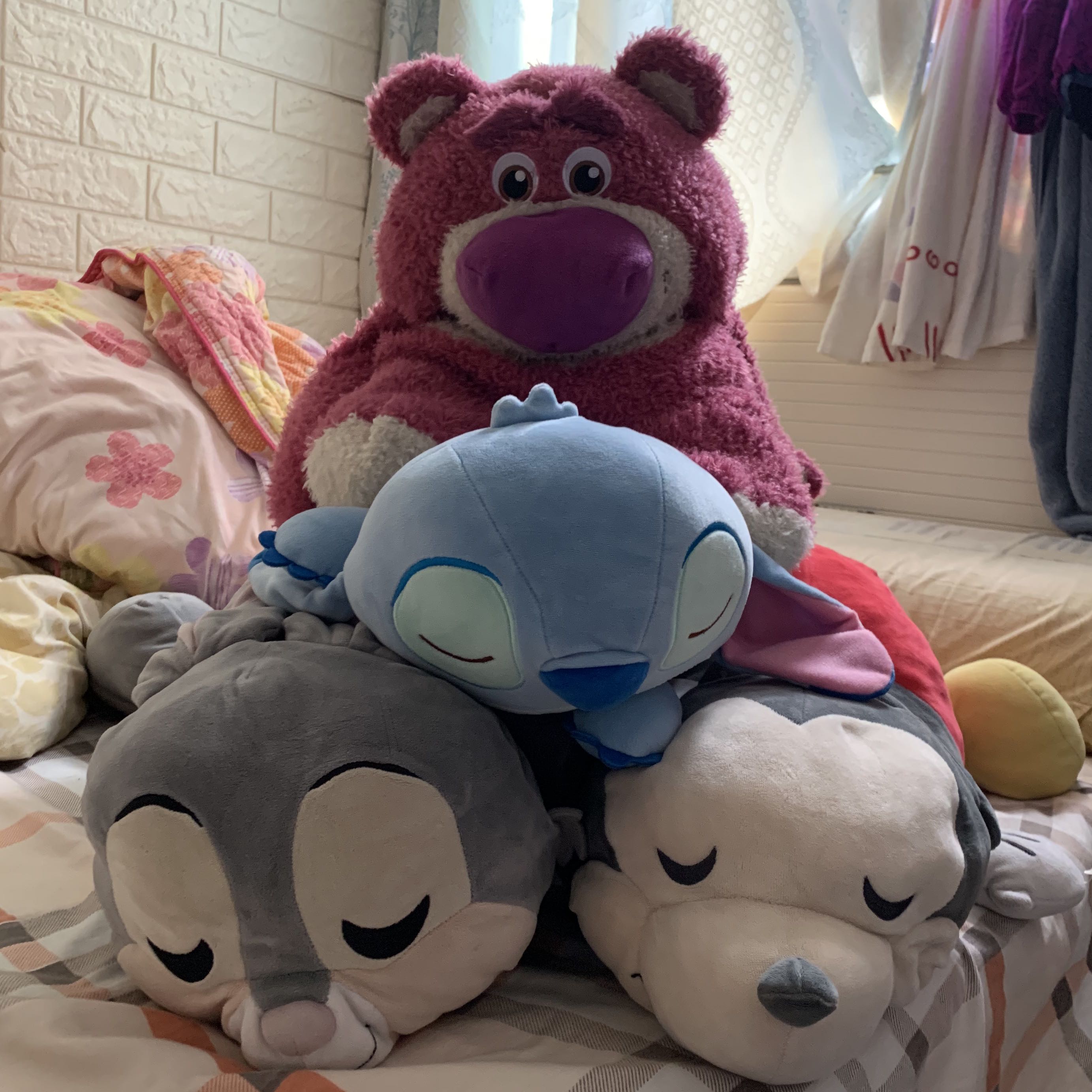 Mickey 喊喊扭蛋, 興趣及遊戲, 玩具 & 遊戲類 - Carousell